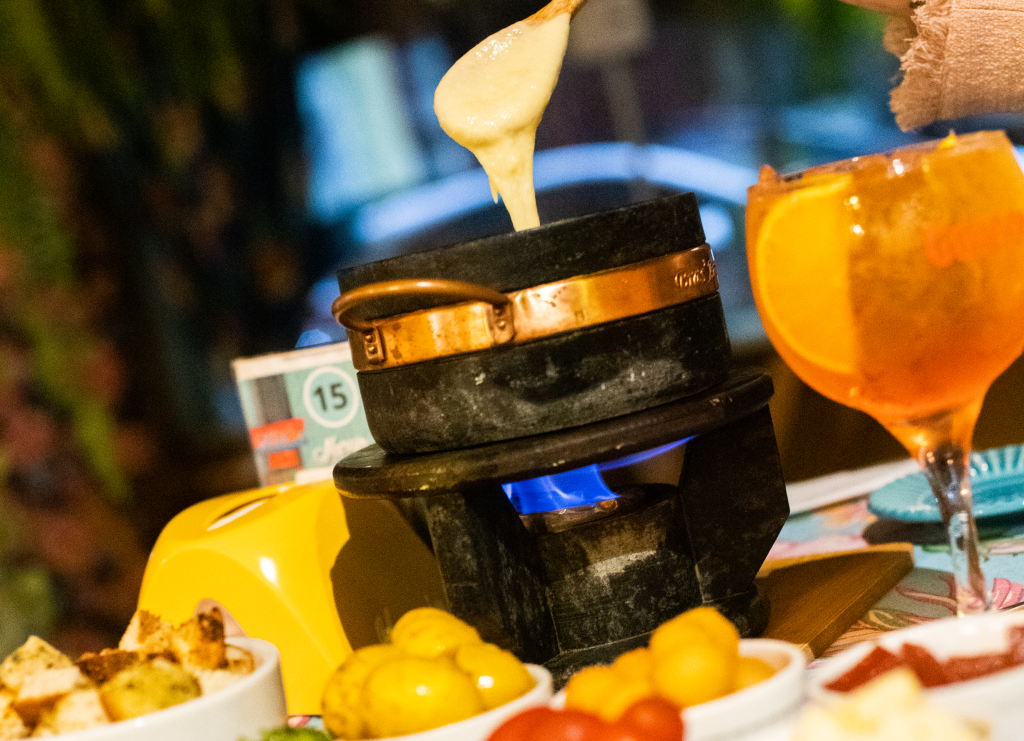 Festival de Fondue: Marujo Beach inicia temporada de inverno