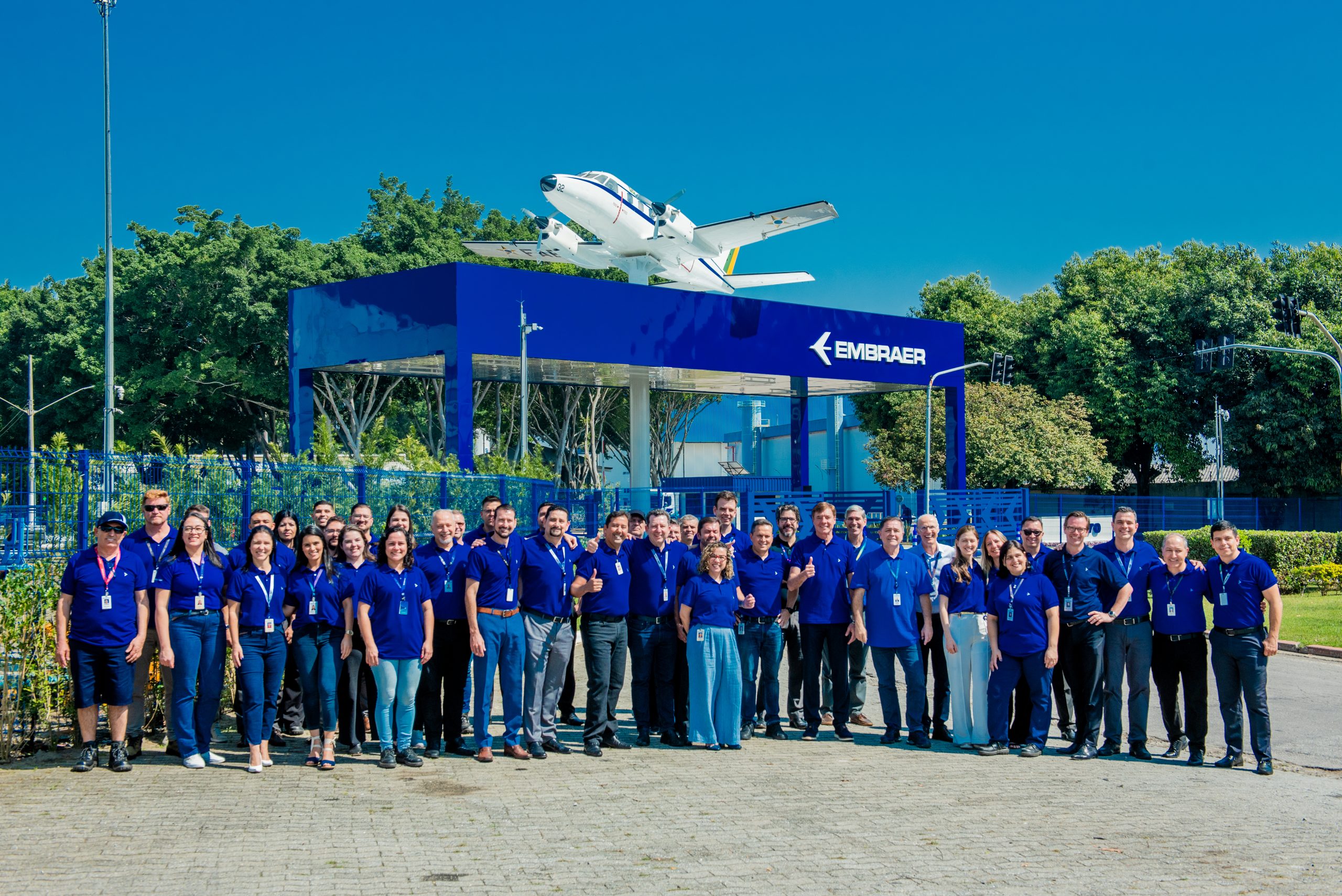 Com Bandeirante, Embraer inaugura nova portaria em SJC