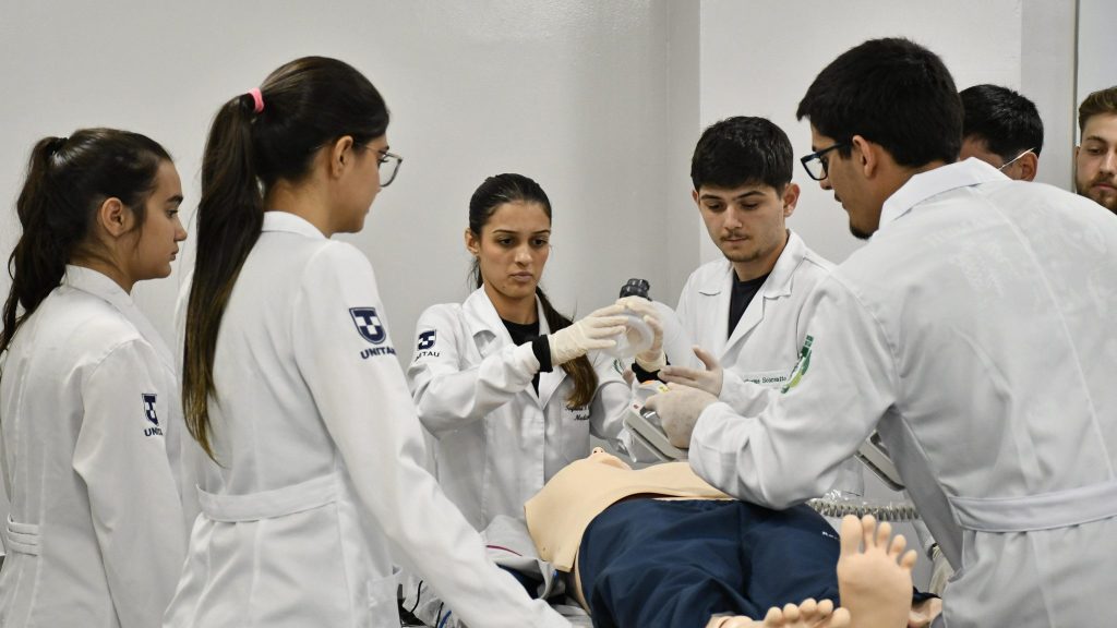Vestibular de Inverno 2026: UNITAU está com inscrições abertas para ...